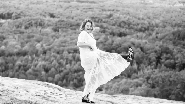 Support Mandy Hawkins